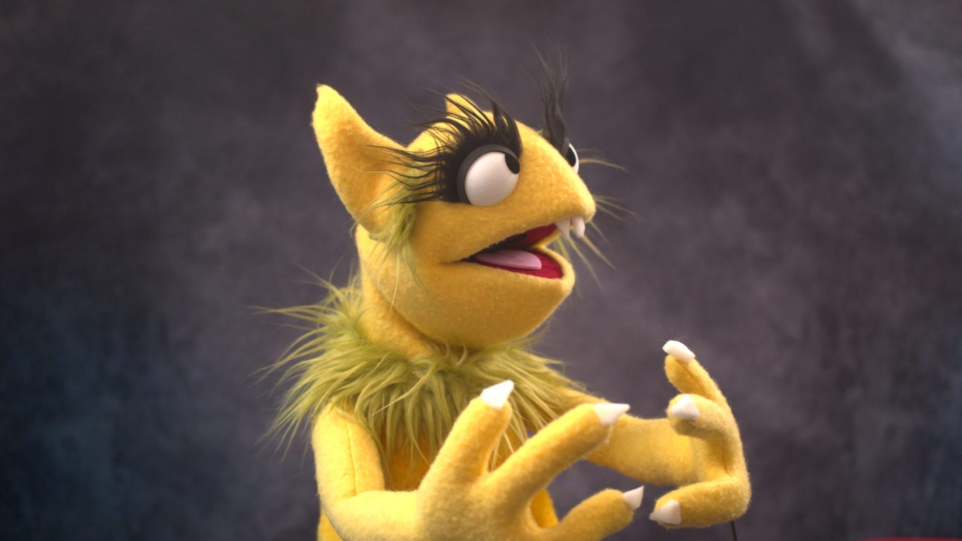 Yellow Gobble-in Professional Hand Puppet – Operation: Puppet