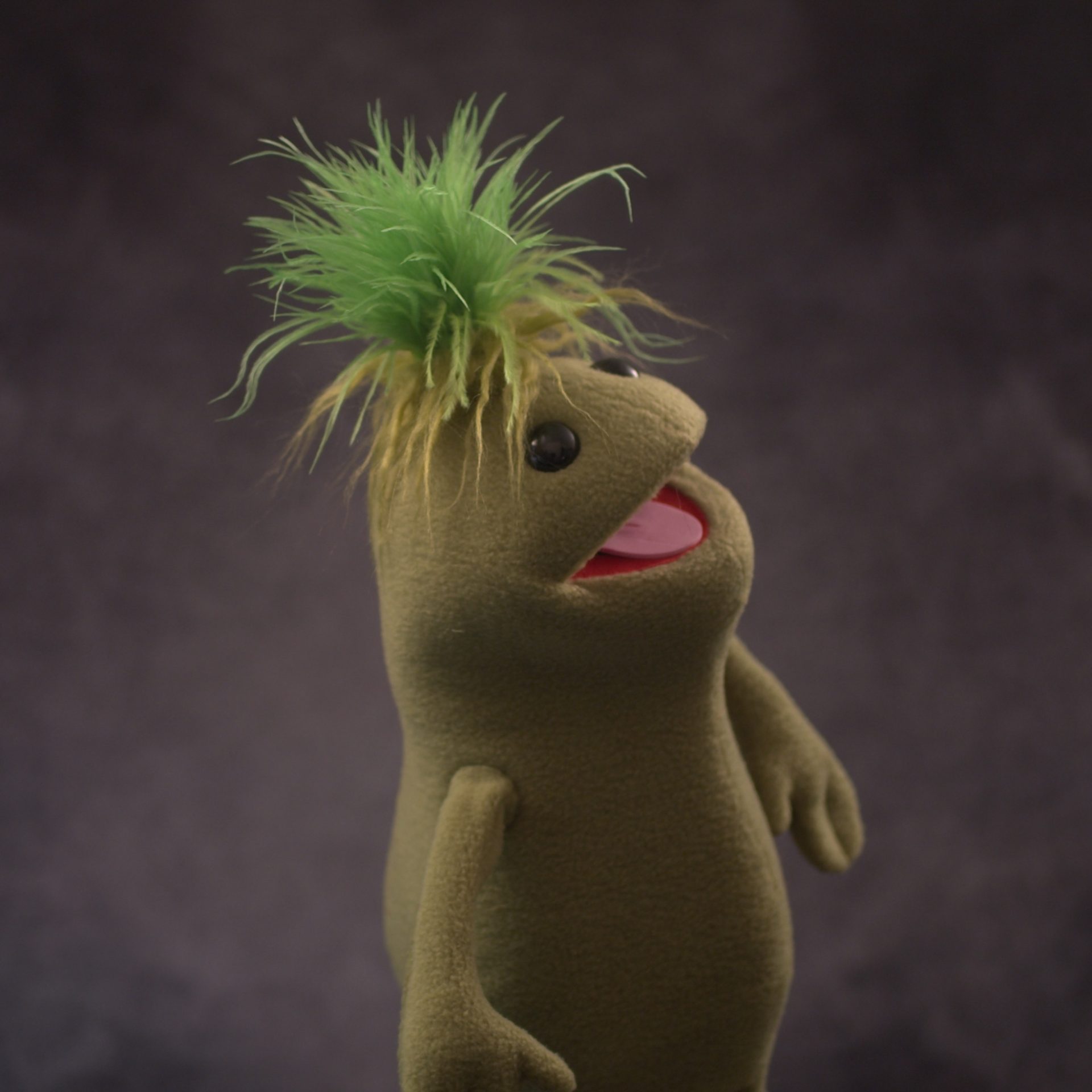 Olive Green Smol – Operation: Puppet