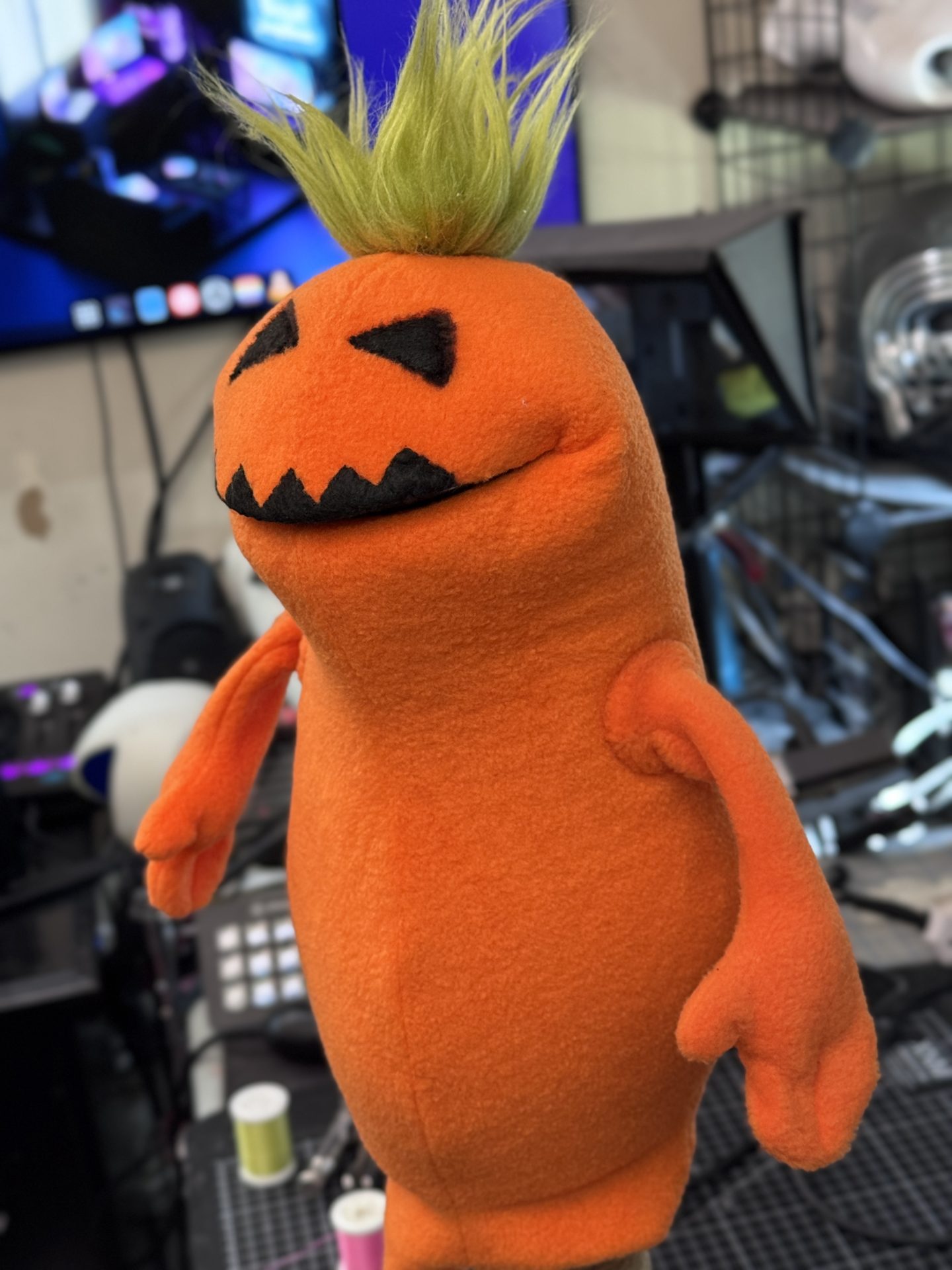 Custom Pumpkin Smol – Operation: Puppet